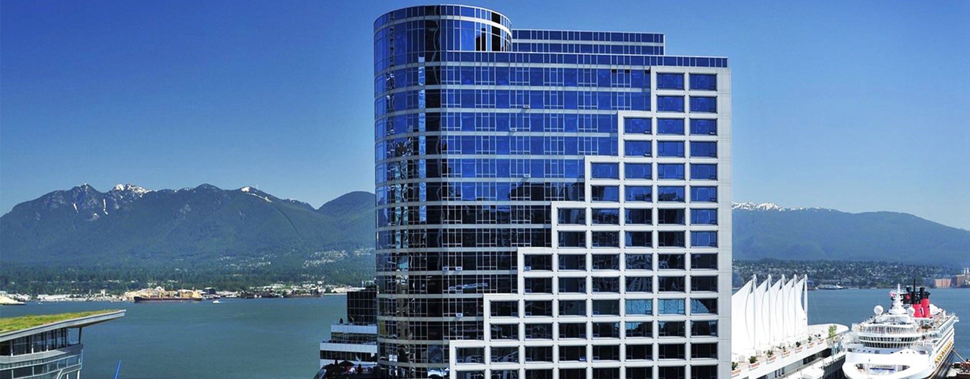 Fairmont Waterfront | Luxury Hotel in Vancouver | Lightfoot Travel