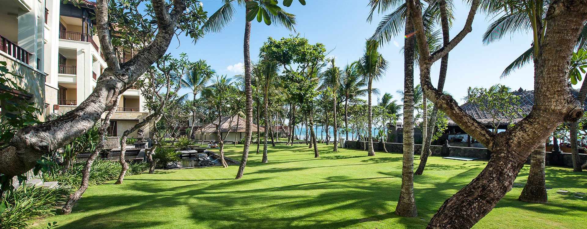 The Legian Bali and The Club at The Legian | Best Holidays I Lightfoot ...